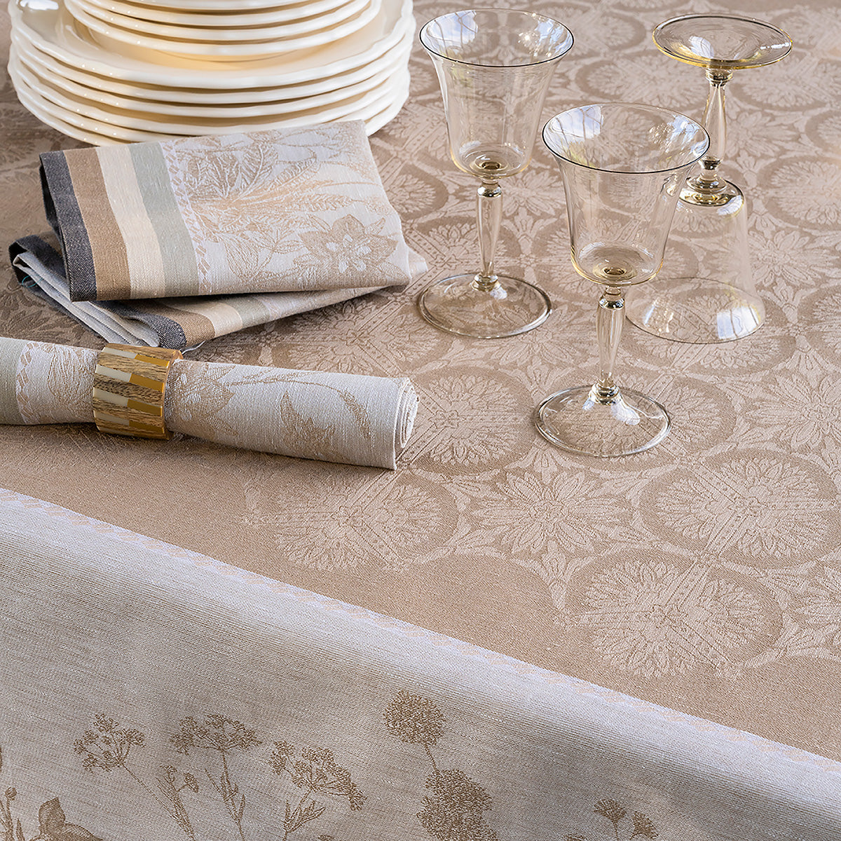 Instant Bucolique Beige Table Linens – Fino Lino Fine Linens & Accessories